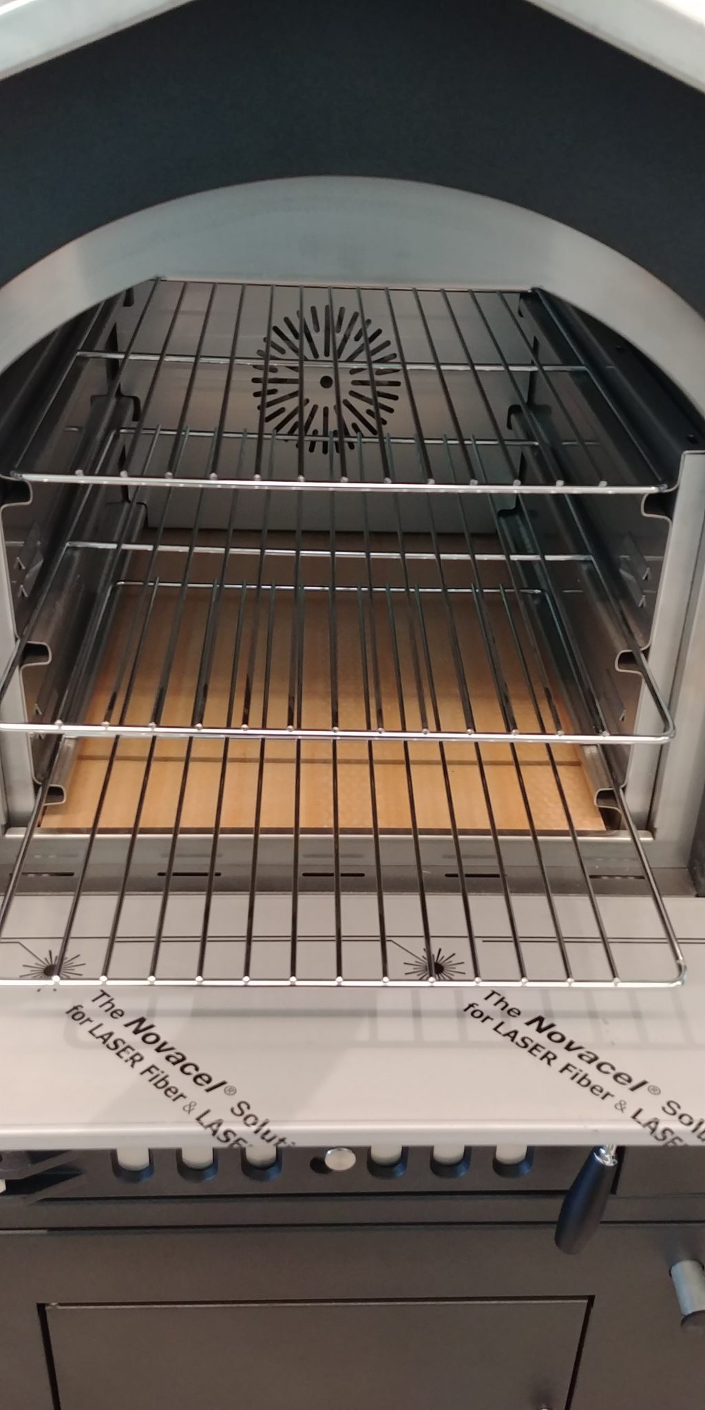 Grill for Gusto 100x54 - Lakeshore Living